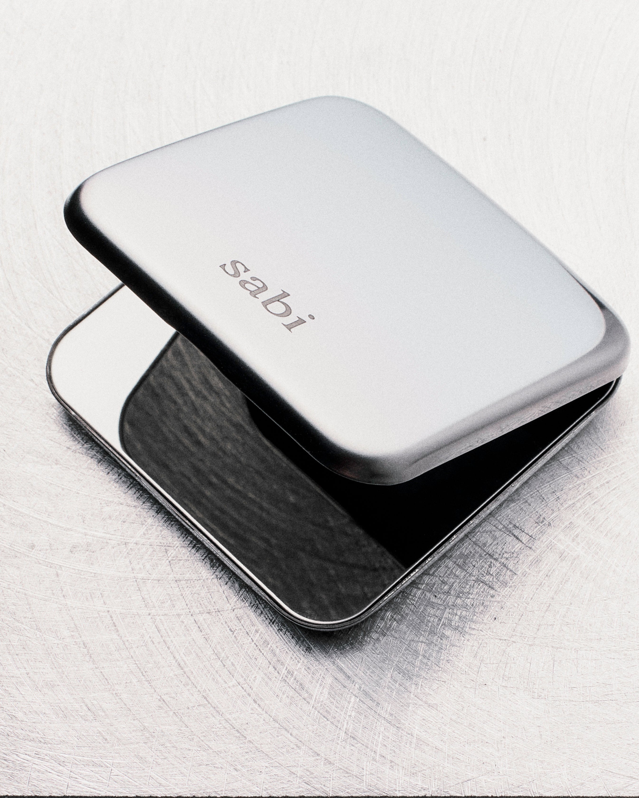 Compact mirror / square – Sabithelabel